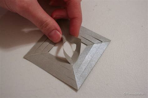 3 D Snowflake Tutorial By Remodelaholic Pretty Handy Girl