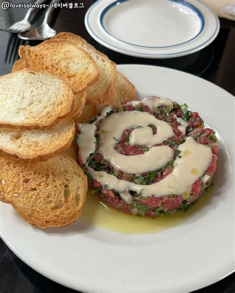 서울맛집 서울핫플 용산맛집 잠실맛집 강남맛집 서울나드리 삼각지 파브👀 분위기 좋은 와인 한 잔 파브💛 파브에서는 특별한 내추럴 와인을 맛볼 수 있다구😘 색다른 오렌지