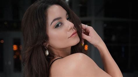 Vanessa Hudgens Shows Off New Nsfw Tattoo On Instagram