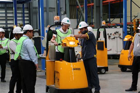 พระจอมเกล้าพระนครเหนือฯ จับมือ เจนบรรเจิด มุ่งสร้างแรงงานพัฒนาตลาดโลจิสติกส์อย่างยั่งยืน เจน