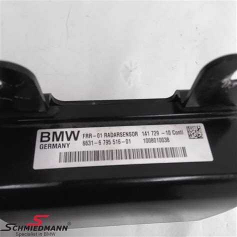 Sensor Eye Active Cruise Control Acc Located In The Frontbumper