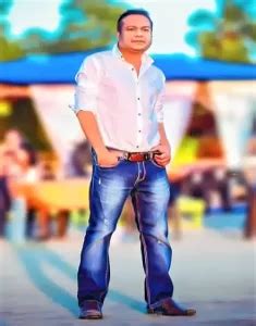 Deepak Kalal Height Age Gender Wife Biography Net Worth What Insider