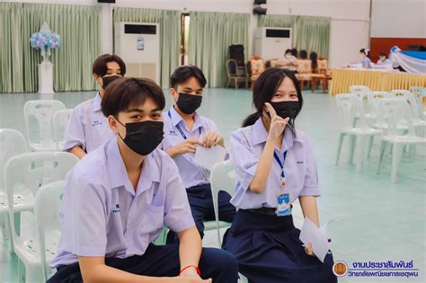 ภาพบรรยากาศเมื่อว งานประชาสัมพันธ์ วิทยาลัยพณิชยการเชตุพน