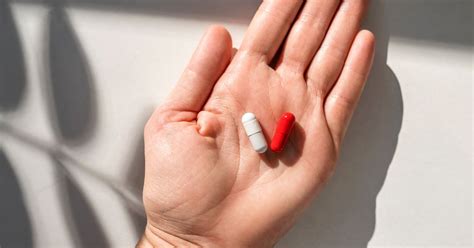 Vitamin B12 Deficiency Signs And Symptoms You Might