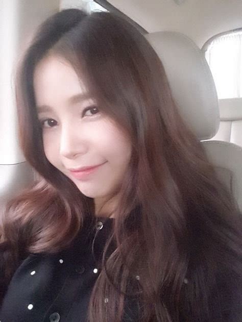 พร๊อพ พึส์ • ปวดหลังแบบ🌲 On Twitter Rt Feb 21 Ruary 잠깐 나 이 아기의 정변이