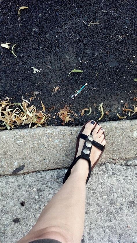 Molly Harveys Feet