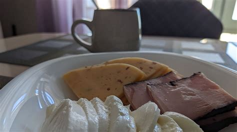 Диетолог рассказала каким должен быть правильный завтрак