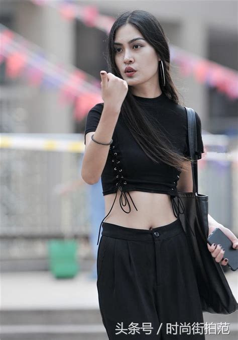 街拍美女，有獨特魅力的女生，身材姣好有氣質 每日頭條