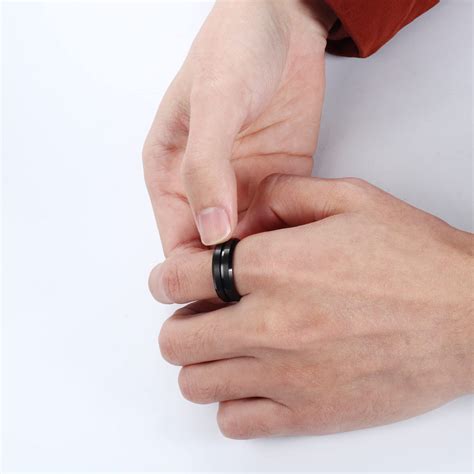 Badu Bg Модни въртящи се пръстени от неръждаема стомана за мъже жени Blue Groove Верига със