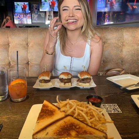 Who Is Adria Rae Bio Net Worth Wiki