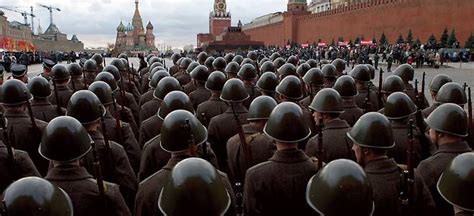 공감 없이 혐오 쏟아내는 밥 먹는 기계 전쟁과 문학