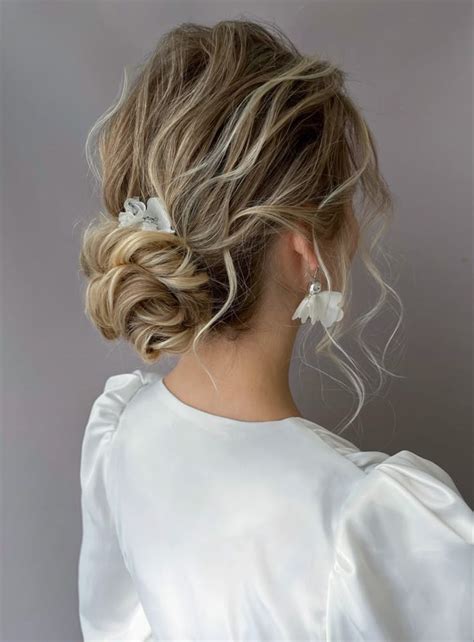 Низкий пучок Короткие свадебные стрижки Причёска для невесты Идеи причесок