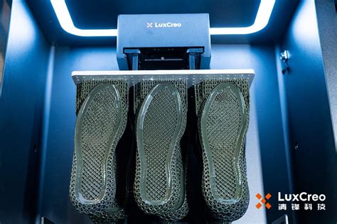 时下流行的3d打印鞋中底制作技术与相关3d打印企业盘点 知乎
