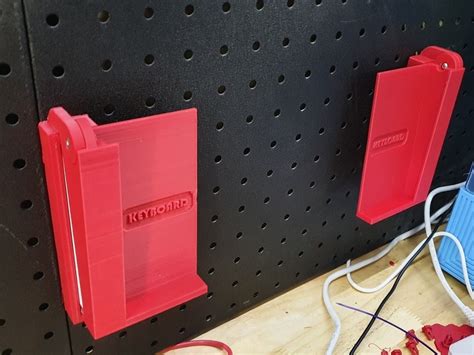 Free 3d File Pegboard Keyboard Holder ⌨️ ・3d Printer Model To Download・cults