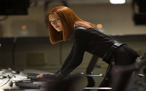 سكارلت جوهانسون الخلفية تحميل إلى هاتفك النقال من Phoneky