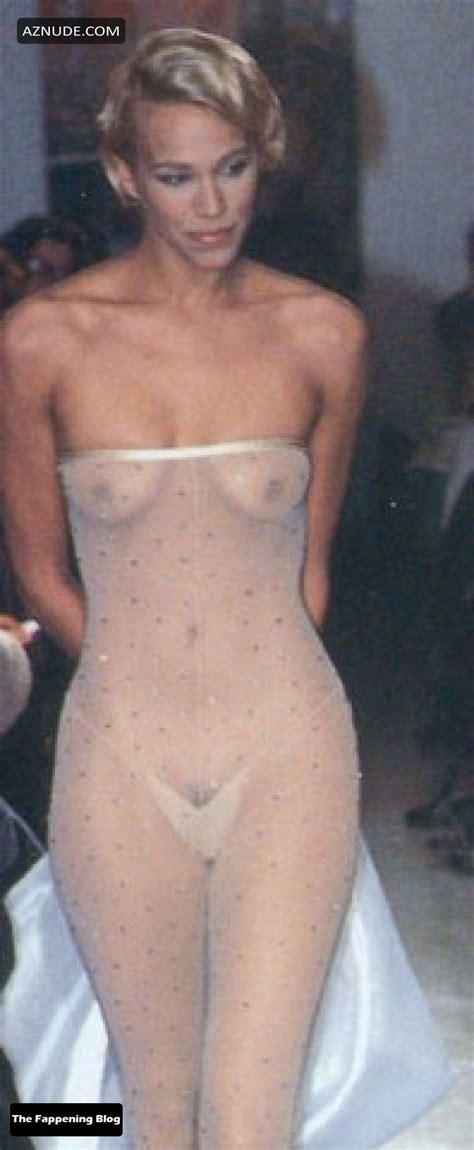 Emma Sjoberg Nude Aznude