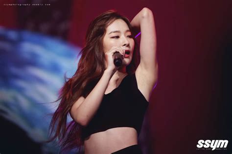 슬기 겨드랑이  해외축구 에펨코리아