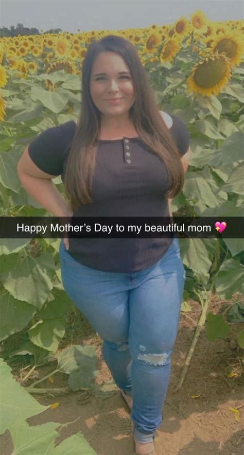 Mom Gets Some Attention From Her Son On Mothers Day Reupload Oc R