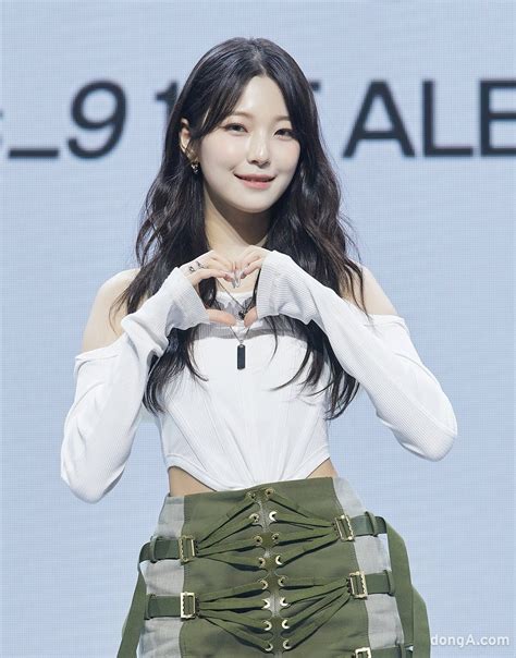 프로미스나인 백지헌 러블리 막내 [da포토]｜스포츠동아