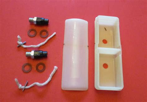 Oiler Assembly With 2 Check Valves