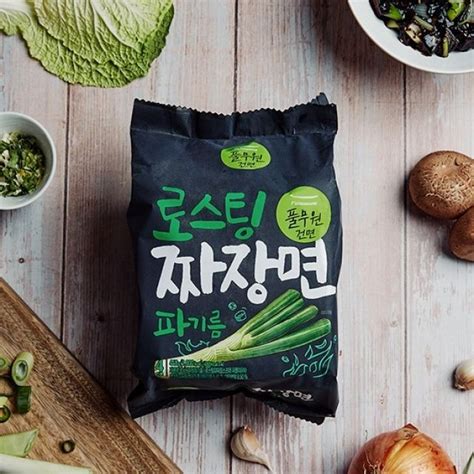 유기농 돌자반에 있는 Vispa님의 핀 2024 식품 포장 음식 포스터 상자 포장 디자인