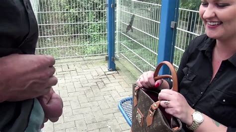 Free Outdoor Ass Porn Videos Xhamster