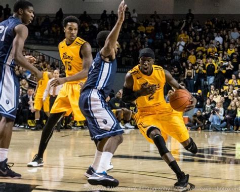 Recap Reddic Leads Vcu To Victory In Rivalry On Life Support