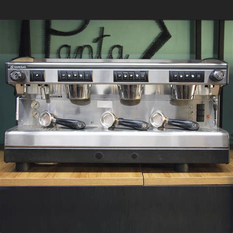 دستگاه اسپرسو رنچیلیو کلاس ۷ فروشگاه اینترنتی رُست اند رِست