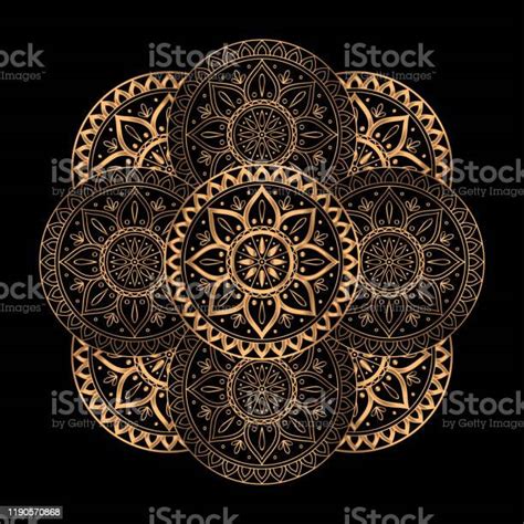럭셔리 골드 블랙 만다라 벡터입니다 민족 로얄 패턴 눈송이입니다 크리스마스 장식을위한 부족 라운드 디자인 0명에 대한 스톡 벡터