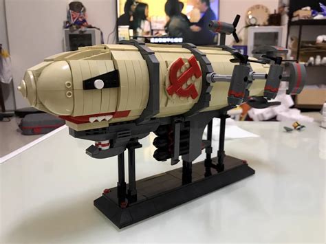 1153Pcs MOC (Kazi KY81017) Red Alert 3 : Kirov Airship – Magnifizio Bricks