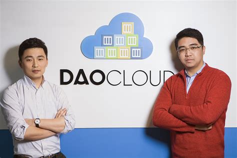 Daocloud 联合创始人 陈齐彦（左），喻勇（右）上海道客网络科技有限公司高清大图图片下载美通社 Pr Newswire