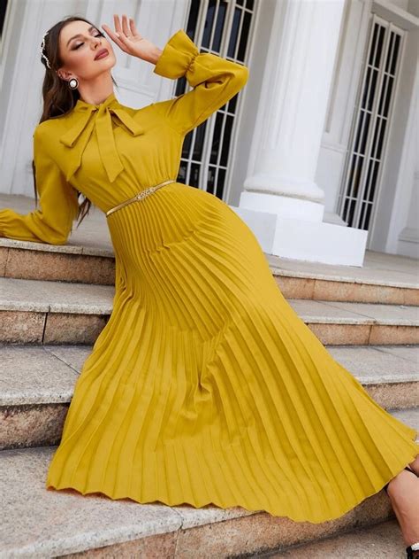 Long Elegant Flowy Yellow Dress 🥰 Rlongskirts