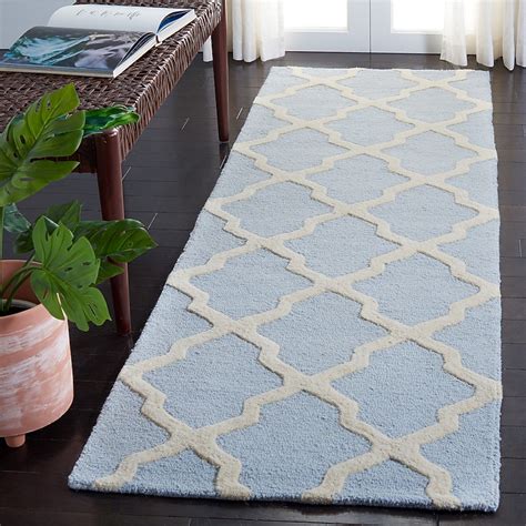 Safavieh Cambridge 121 Light Blueivory Contemporary 2ft 6in X 6ft