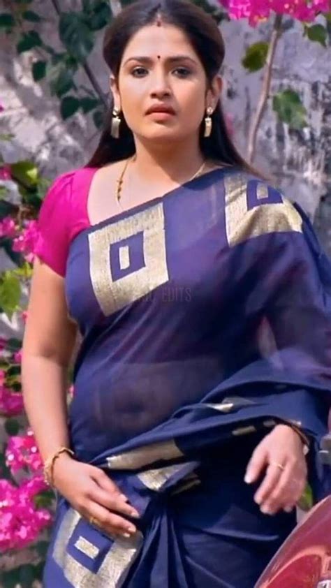 Vidya Vinu Mohan 🍩 Rmallubabes