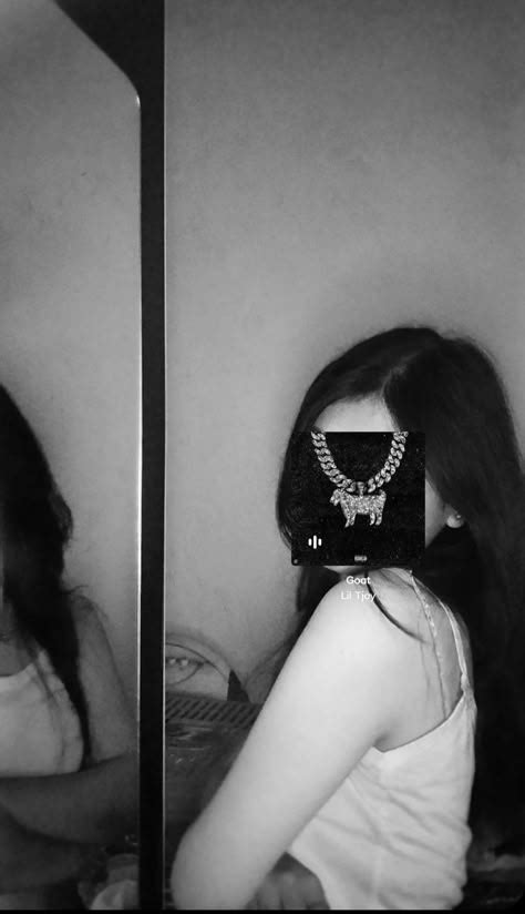 Face Hidden Poses Aesthetic Mirror