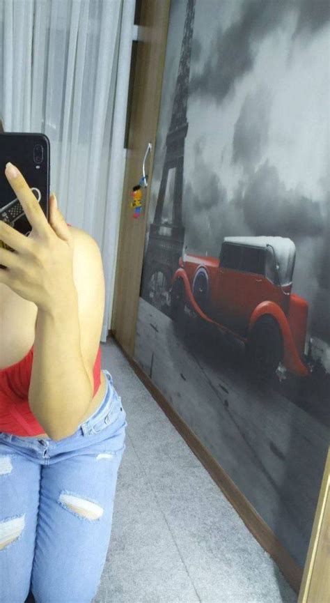 اسکینی ام با دوستم لزیم آدم درست حسابی بیاد تهرانیم ارز اکیه با فیس کامل