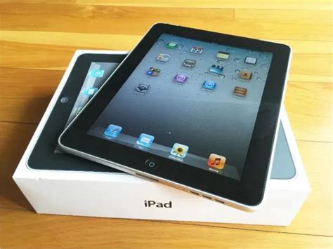 Apple Ipad St Gen Gb Wi Fi G Unlocked In Model A Picclick Uk
