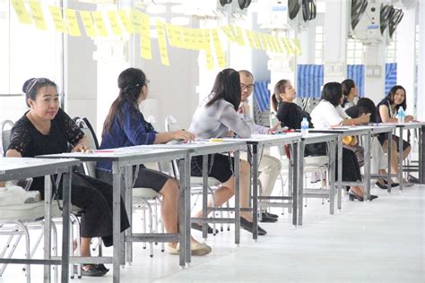 วันรายงานตัวนักศึกษาใหม่ อินทนิลช่อที่๔๔ ๑๙ พฤษภาคม ๒๕๖๐ ประชาสัมพันธ์ มหาวิทยาลัยราชภัฏสุรินทร์