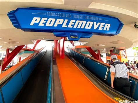 Dont Panic At The Long Line For Disney Worlds Peoplemover Allears Net