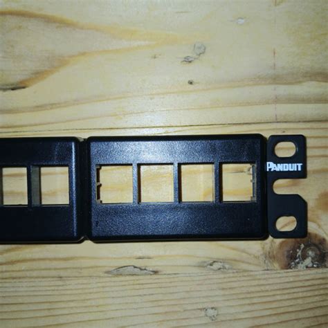 Jual Panduit Netkey Patch Panel 24 Port Nk4mf Blank Patchpanel Kab Bekasi Gudangaset