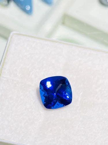 Blue Square Cussion Natural Tanzenite For Jewelry 5 Carat At Rs 12000