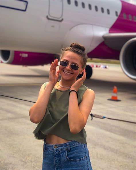 Пин от пользователя M R на доске Mee