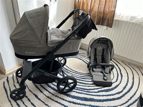 Бебешка количка Cybex Balios S 3 в 1 сива чанта органайзер подарък гр София Лозенец • Olx Bg