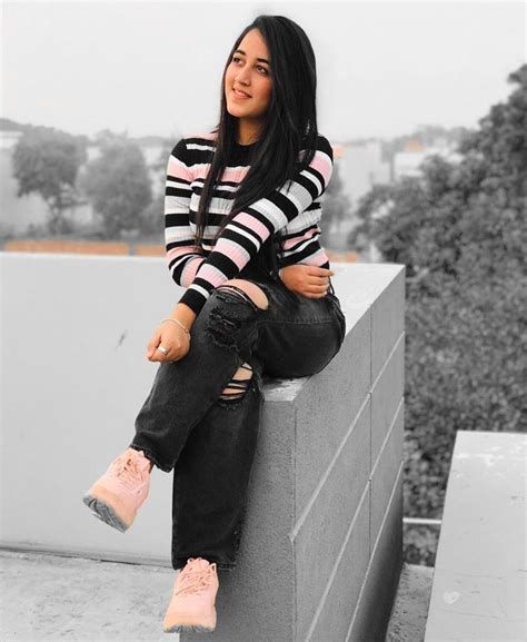 Instagram Model Simran Narula Looks Gorgeous In These Stills