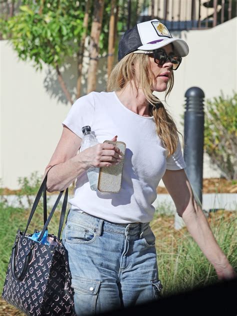 Denise Richards Effortless Street Style In La Celebmafia
