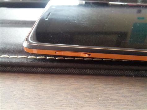 Make Sure You Are Putting Your Sim Tray In Right Direction R Nokia