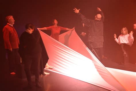 „მე ახლა მოგიყვებით რეალურ ამბავს რომელიც ძალიან ჰგავს ზღაპარს“ ვინ