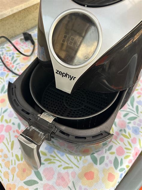 Фритюрник с горещ въздух Zephyr гр Шумен Херсон • Olx Bg