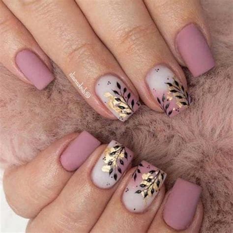 طرح ناخن شیک و باکلاس طرح ناخن ساده و جدید مشکی