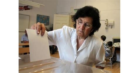 ГЕРБ и БСП получиха по 15 шефски места в РИК овете